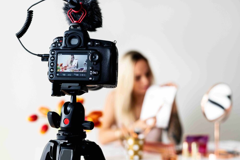 The Ultimate Guide to Influencer Marketing Disclosure: How, Why, and…